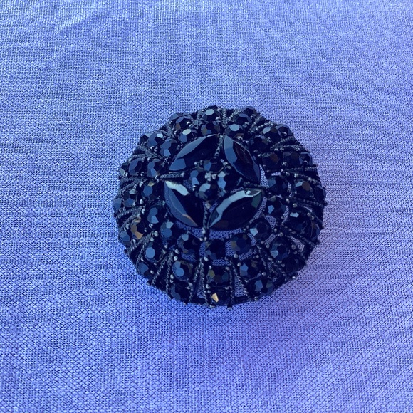 Capri | Jewelry | Vintage Capri Brooch | Poshmark